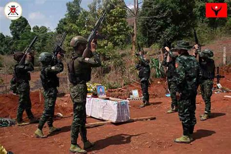 တိုက်ပွဲအတွင်း မိုးဗြဲ Pdf ကျွဲချိုတပ်ခွဲက ရဲဘော် ၁ ဦး ကျဆုံး