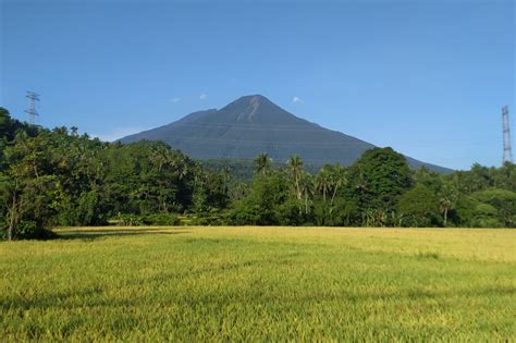 Mount Banahaw An Ultra Prominent Peak In Luzon Fun In The Philippines