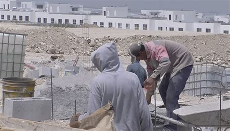 La Capital Obreros De La Construccion Continuan Labores Croc