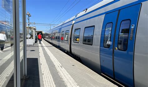 200 Incidenter Med Våld Och Hot På Pendeltågen I Stockholm Förra året