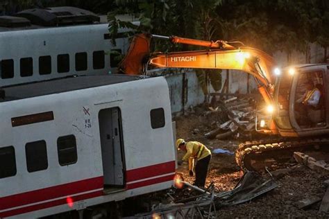 台灣法院問訊出軌事故列車司機 普悠瑪觀光專列遭遇退票潮 每日頭條