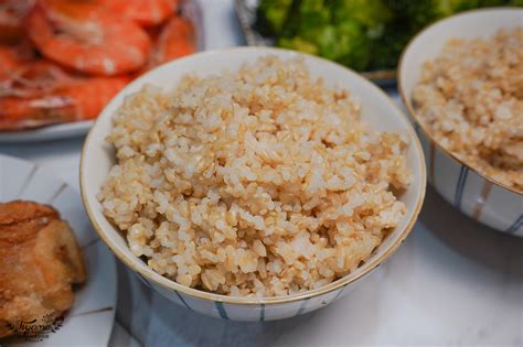 健康吃好米 涮嘴素食米香友米友田健康低GI 甜心糙米壞壞麻辣米香濃濃花生米香 緹雅瑪 美食旅遊趣