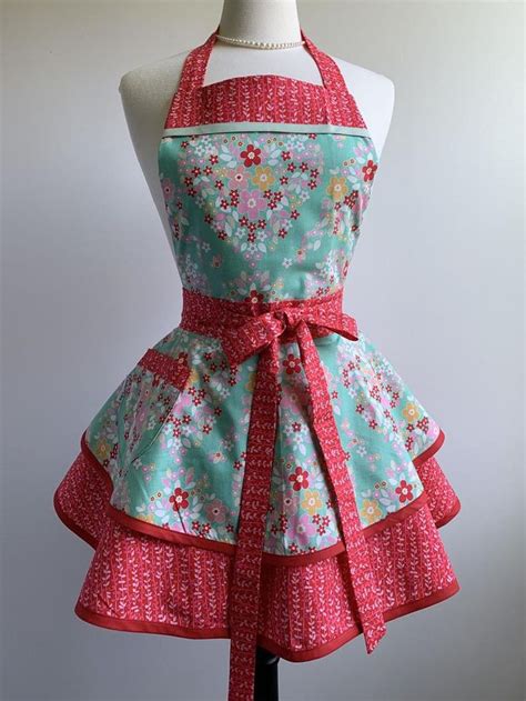 Personalized Womens Retro Apron With Cute Red Hearts