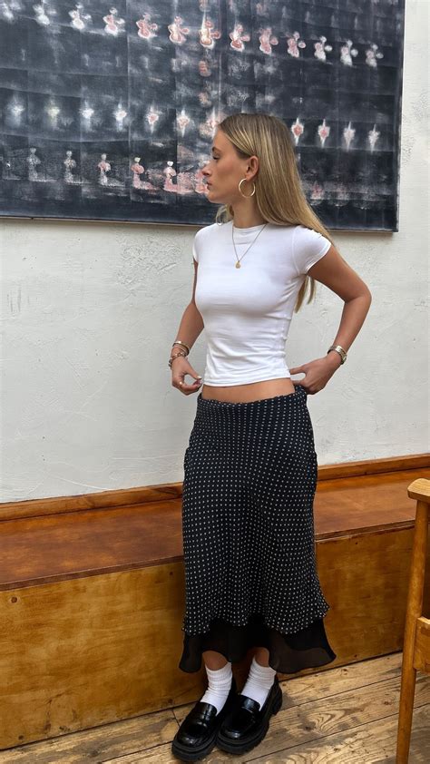 Malin Tomkins 2025 02 28 In 2025 Fashion Inspo Outfits Outfits Maxi Skirt Outfits