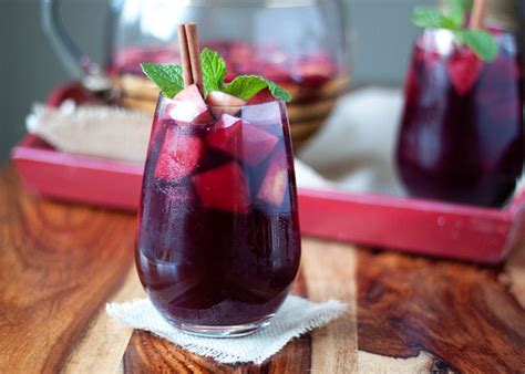 Juicy Red Apple Sangria Recipe