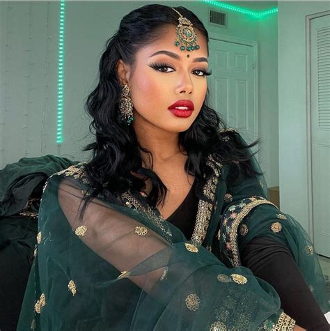 Bangladeshi Fashion Green Dress Makeup Indian Hairstyles Indian