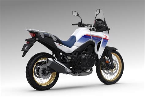 Honda XL750 Transalp 2023 Ficha Técnica Top Speed Consumo Imagens
