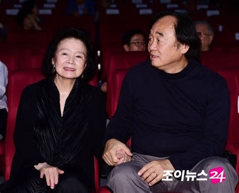 윤정희 방치 주장 동생들 韓서도 후견인 법적다툼 네이트 연예
