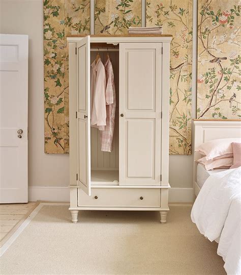 Best Wardrobes For Small Bedrooms Small Bedroom Wardrobe Small Bedroom Furniture Bedroom Decor
