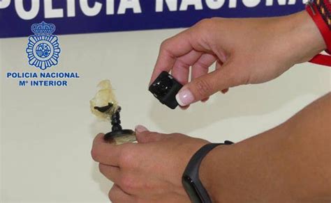 Así Es La Cámara Oculta En Un Baño De Mujeres De La Universidad Politécnica De Valencia