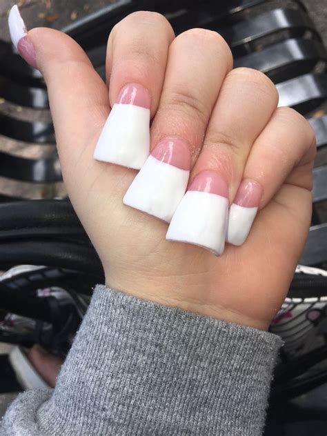 Pin by 𝐥𝐚𝐧𝐚 on nails Acrylic nails coffin short Nails Simple
