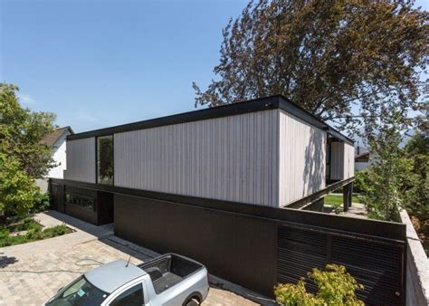 Gregorio Brugnoli Errázuriz Raises House Above Patio And Tree