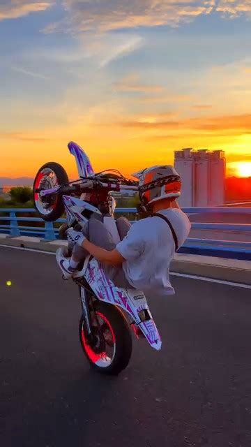 Bike Stunt Short Viral Video Bikestunt Shorts Viralshort Ytshorts
