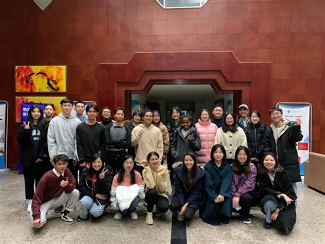 “童年乐趣”中外学生交流活动顺利举行 山东财经大学国际教育学院and留学生工作办公室