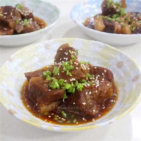 Beef Tendon With Soy Chili Garlic Ginger Sauce