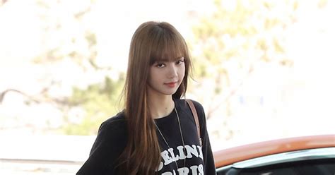 포토]리사 성큼성큼 8등신 워킹