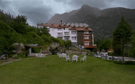 Apple Country Resort Manali Banbanjara