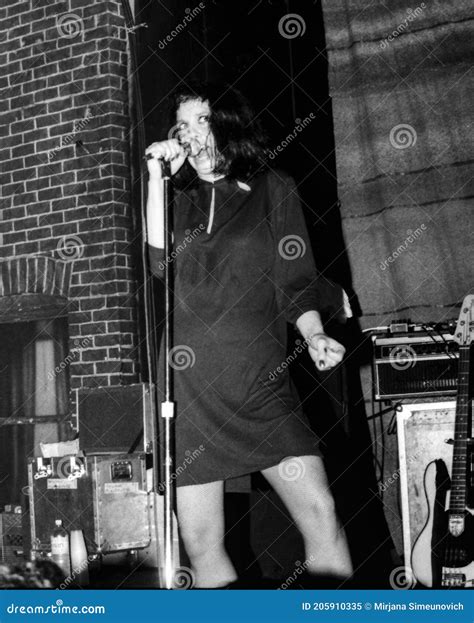 Concrete Blonde Best Of At Terrance Mitchell Blog