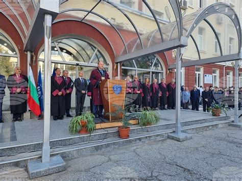 Техническият университет в София официално откри академичната година Утро