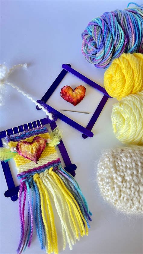 Online Weaving Tutorial For Beginners Contains Digital Video Files How To Weave Such A Pendant