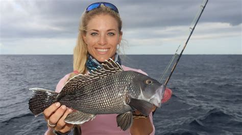 New York Style Black Sea Bass Catch And Cook Youtube