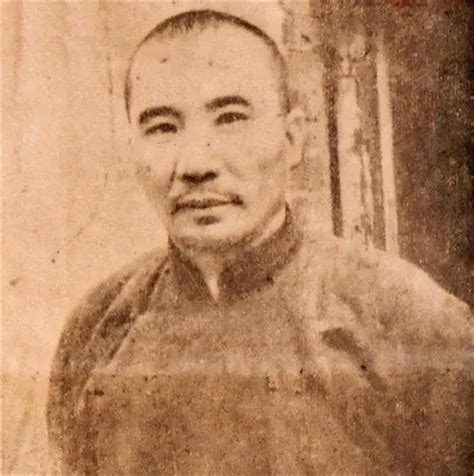 王耀武女儿在斯坦福设“王耀武奖学金”，唯一要求：大陆学生优先鲁云父亲生活