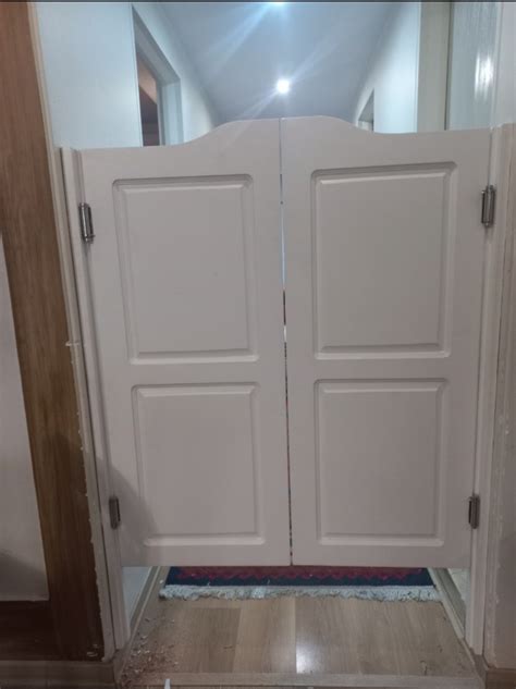 درب بادبزنی شاهکاری از هنر و صنعت چوب پله چوبی