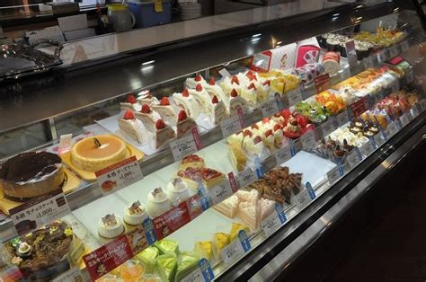 不二家レストラン津島店 夏の涼しい新作 フレッシュケーキ食べ放題 軽食 ケーキショップ 食べ放題
