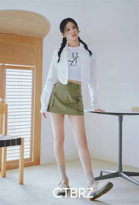패션엔 여자아이들 미연 예능까지 역시 대세 뭘 입어도 싱그러운 봄 데일리룩