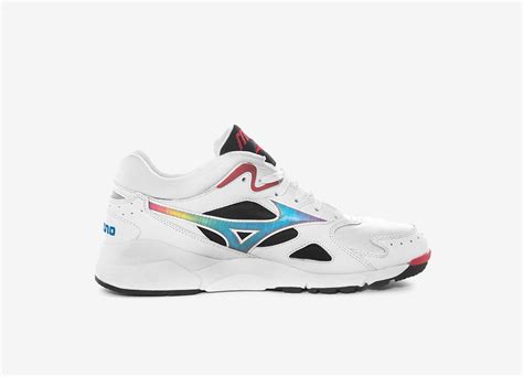 MIZUNO Sky Medal OG White