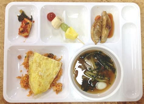 식단메뉴단체급식 날치알김치볶음밥계란지단미니물냉면만두탕수알타리김치과일꼬치 네이버 블로그