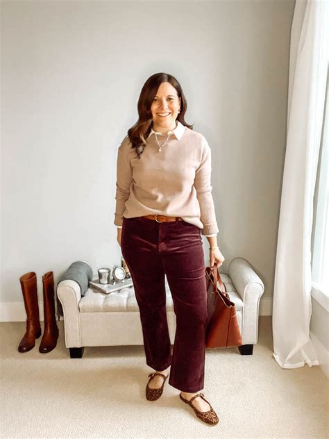 12 Effortless Burgundy Pants Outfit Ideas For Women Be So You