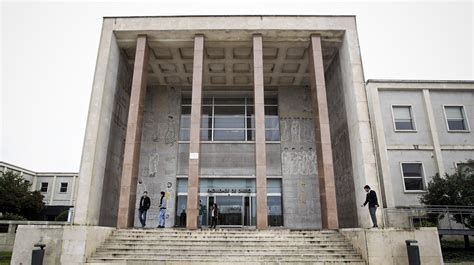 Aluno Da Faculdade De Direito De Lisboa Investigado Por Xenofobia