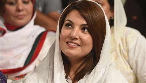 Reham Khan Tenders Unconditional Apology To Aneel Mussarat
