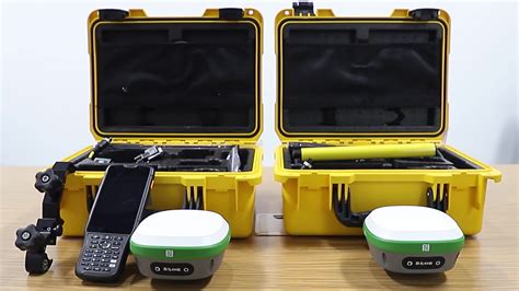R26 Gnss Gps Rtk Receiver Surveying System Base And Rover With Lp80
