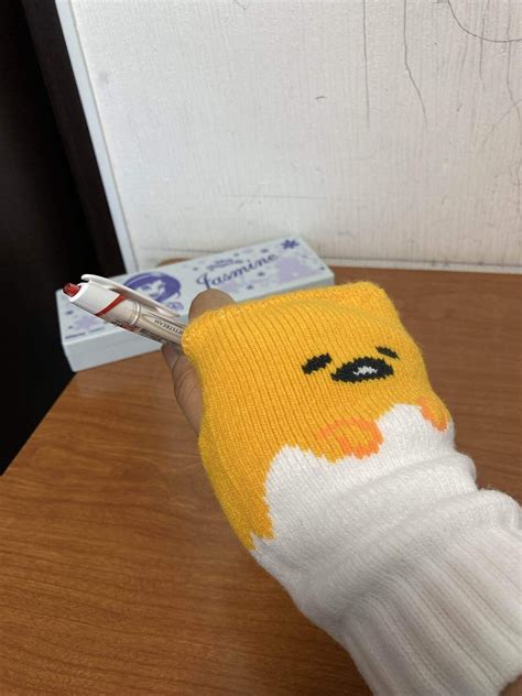 呼吸法の応用で頭の中でまんまるをイメージすると落ち着くことが判明 私事も仕事もしてるんだからね 曼荼羅もあり幼き私の顔の形もあり