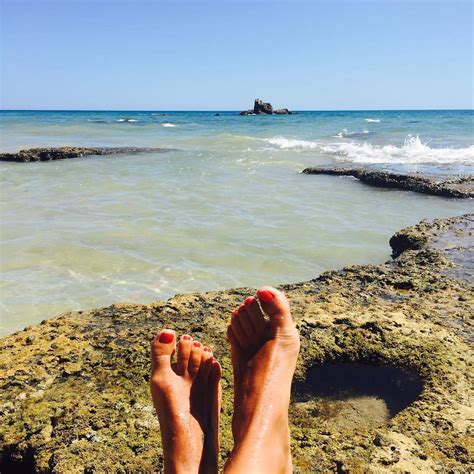 Carina Caldeiras Feet