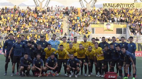 Hinchas De San Luis De Quillota Y Unión La Calera Provocan Incidentes