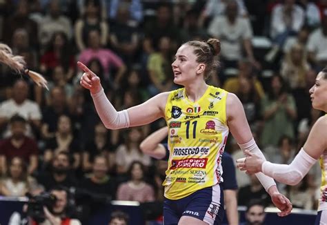 Isabelle Haak 2024 Victoria Ödülünün Sahibi Oldu Voleyboldan