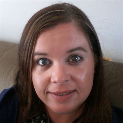 Tarryn Smith Sales Representative Revov Batteries Pty Ltd Linkedin