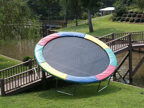 10 Round Deluxe Magic Circle Trampoline