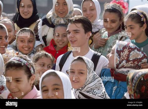 Cairo Egypt Egyptian Muslim Egyptian Museumteen Teenage Teenagers