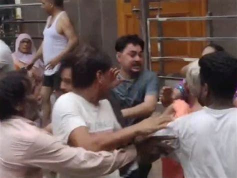 Fighting Between Two Parties In Land Dispute Video जमीन के विवाद में