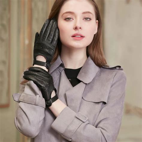 Black Leather Gloves Women The Epitome Of Style And Elegance