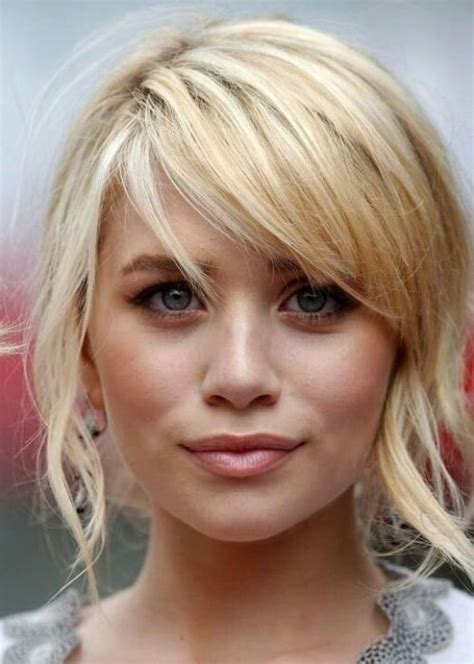 20 Side Bang Hairstyles Layered Hair With Bangs