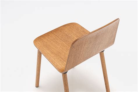 Nud Plywood Chair Wooden Base Mdd