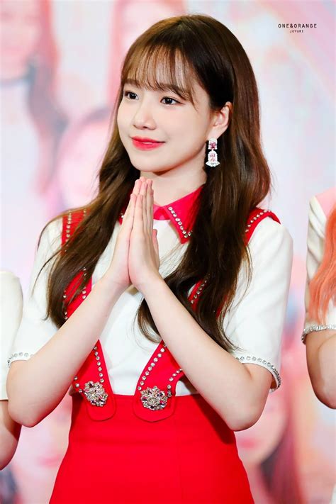 아이즈원 조유리 걸그룹연예인 움짤저장소