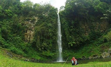 10 Gambar Curug Bugbrug Cimahi Tiket Wisata Rute Jalan Menuju Lokasi