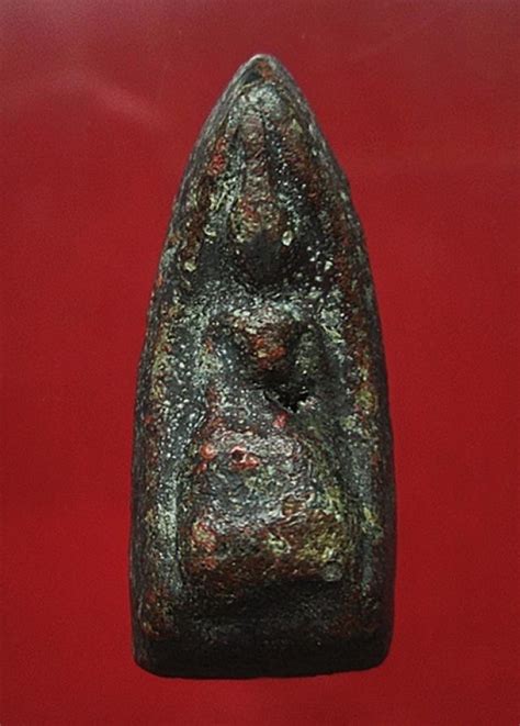 พระรอดหนองมนสนิมแดง 5944 Vip Amulet ศูนย์รับเช่าพระเครื่องให้ราคาสูง