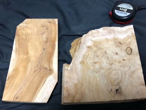【新品】台湾肖樟木 と ランダイスギ 木材 銘木 二枚 匂いのある材 香りが似てる二種類 希少 珍しい 資料 厚30mm 0 8kg 60サイズの落札情報詳細 Yahoo オークション落札